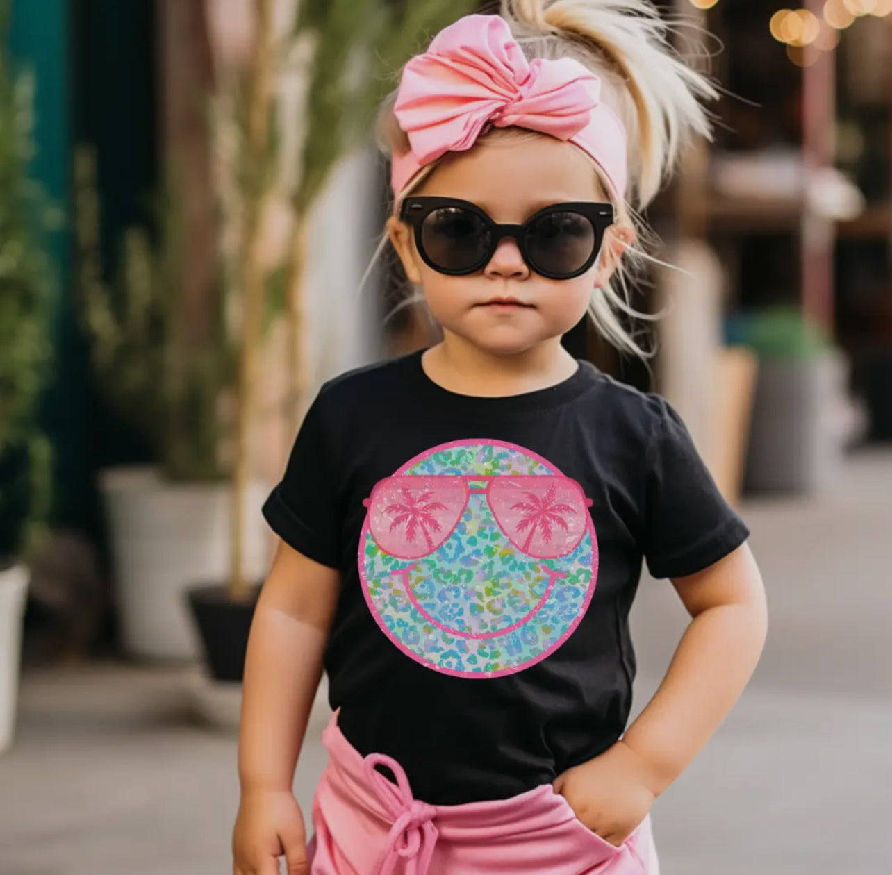 Palm Tree Smiley Face Graphic Tee – Dazzle Me Pink and Blue